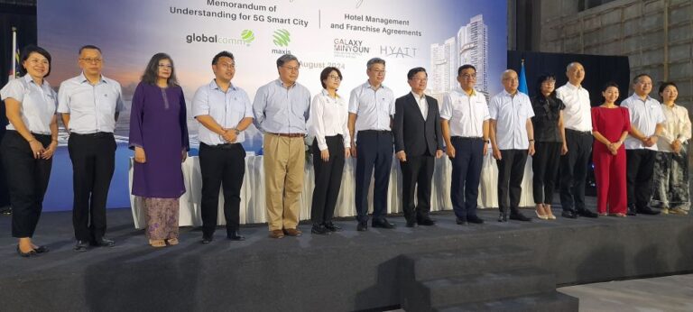 JdV by Hyatt and Galaxy Minyoun Penang The Light City Hotel @ The Light ...